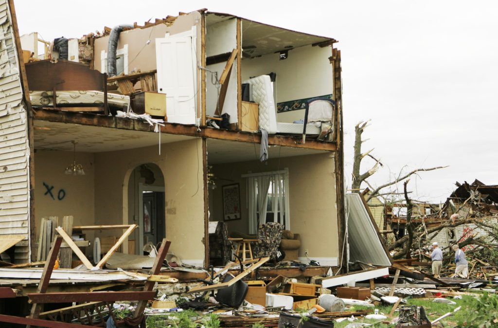 Tornadoes kill 2, damage K-State | News, Sports, Jobs - Lawrence ...